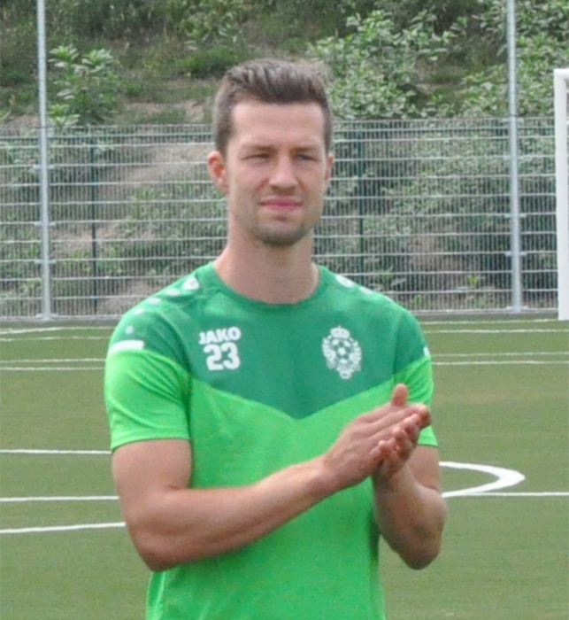 Jasper Sols tankt vertrouwen met Dessel na knappe 7 op 9 :: KFC Dessel ...